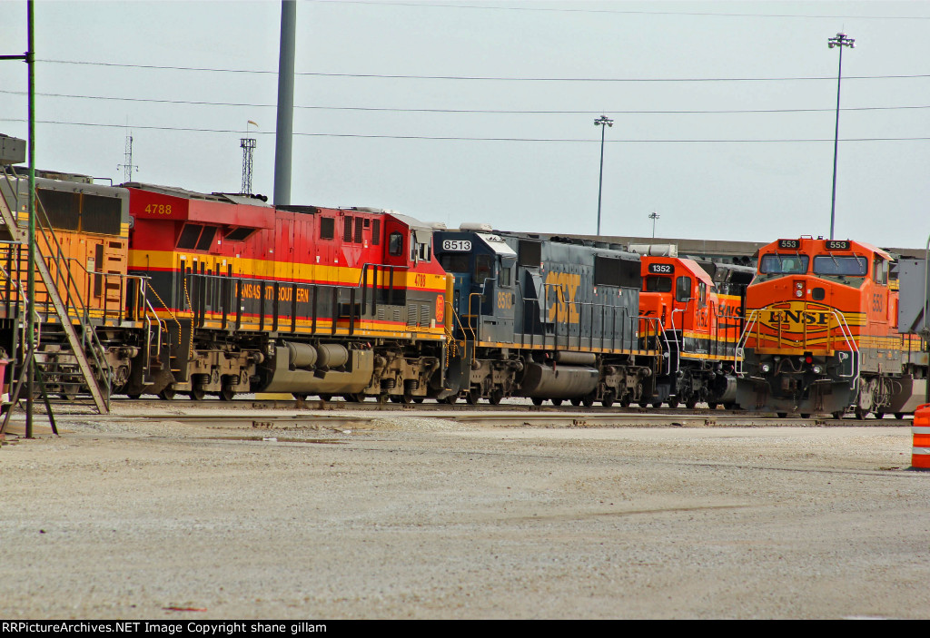 KCS 4788 And Csx power roll into the yard.
